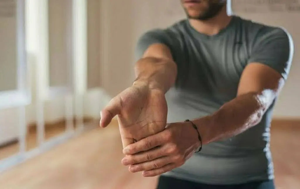 How to strengthen Your Wrists ? - Body Building India